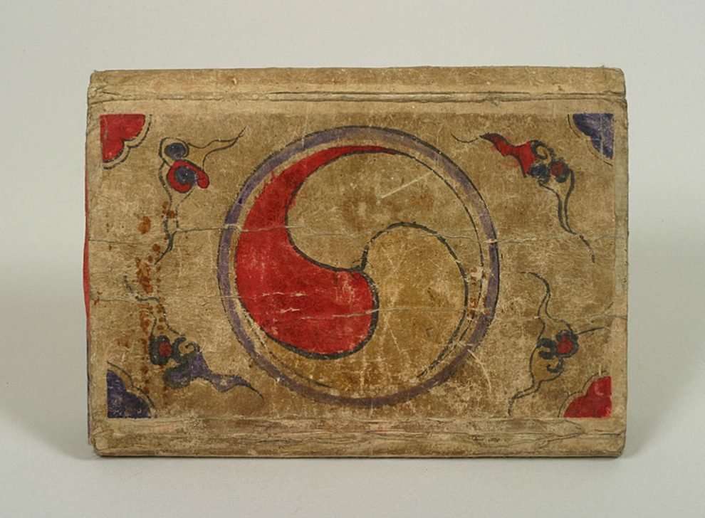 THE USE OF PAPER ON KOREAN FURNITURE. – Korean Antique Furniture