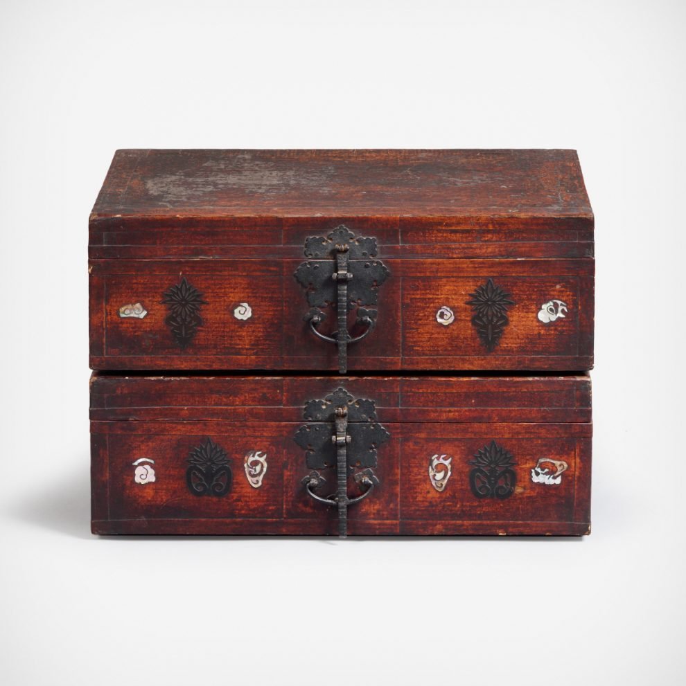 ANTIQUE FURNITURE COLLECTIONS IN KOREA. – Korean Antique Furniture