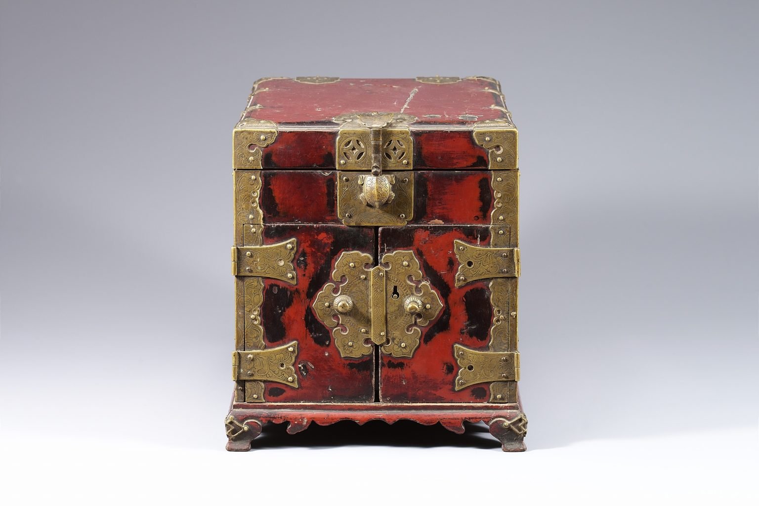 THE ART OF KOREAN LACQUER – Korean Antique Furniture