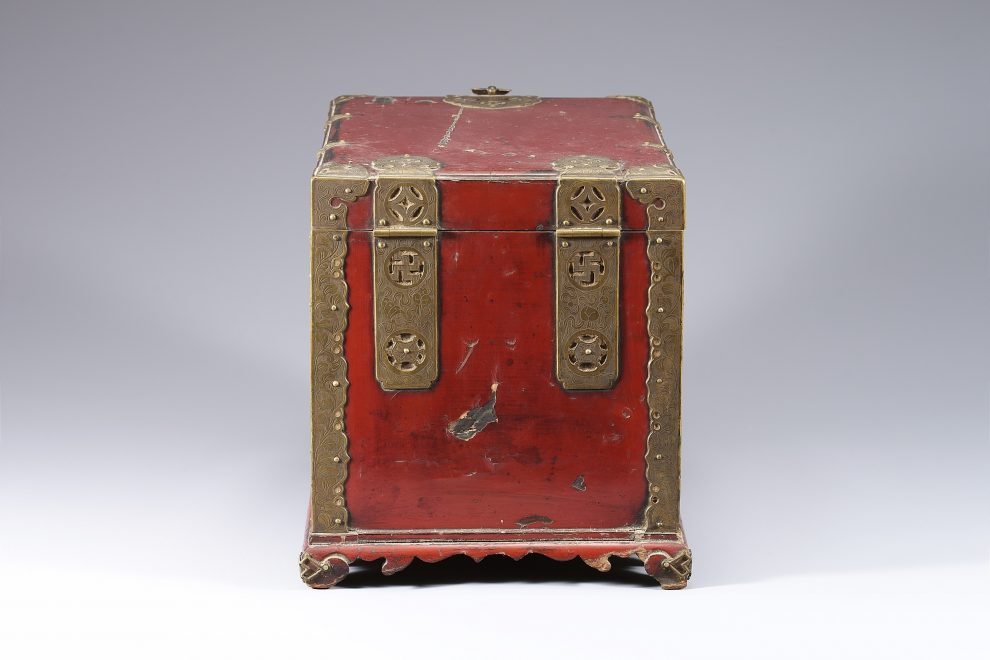 THE ART OF KOREAN LACQUER – Korean Antique Furniture