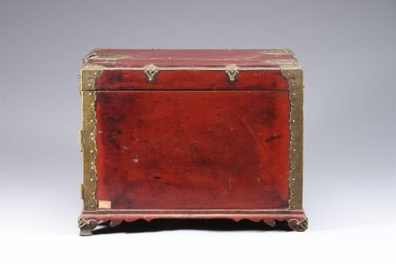 THE ART OF KOREAN LACQUER – Korean Antique Furniture