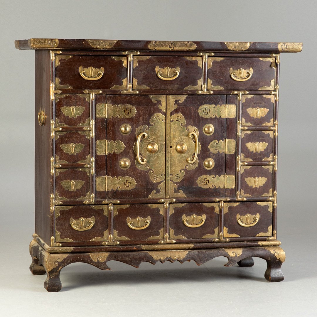A BRIEF INTRODUCTION TO KOREAN FURNITURE FROM THE JOSEON DYNASTY ...