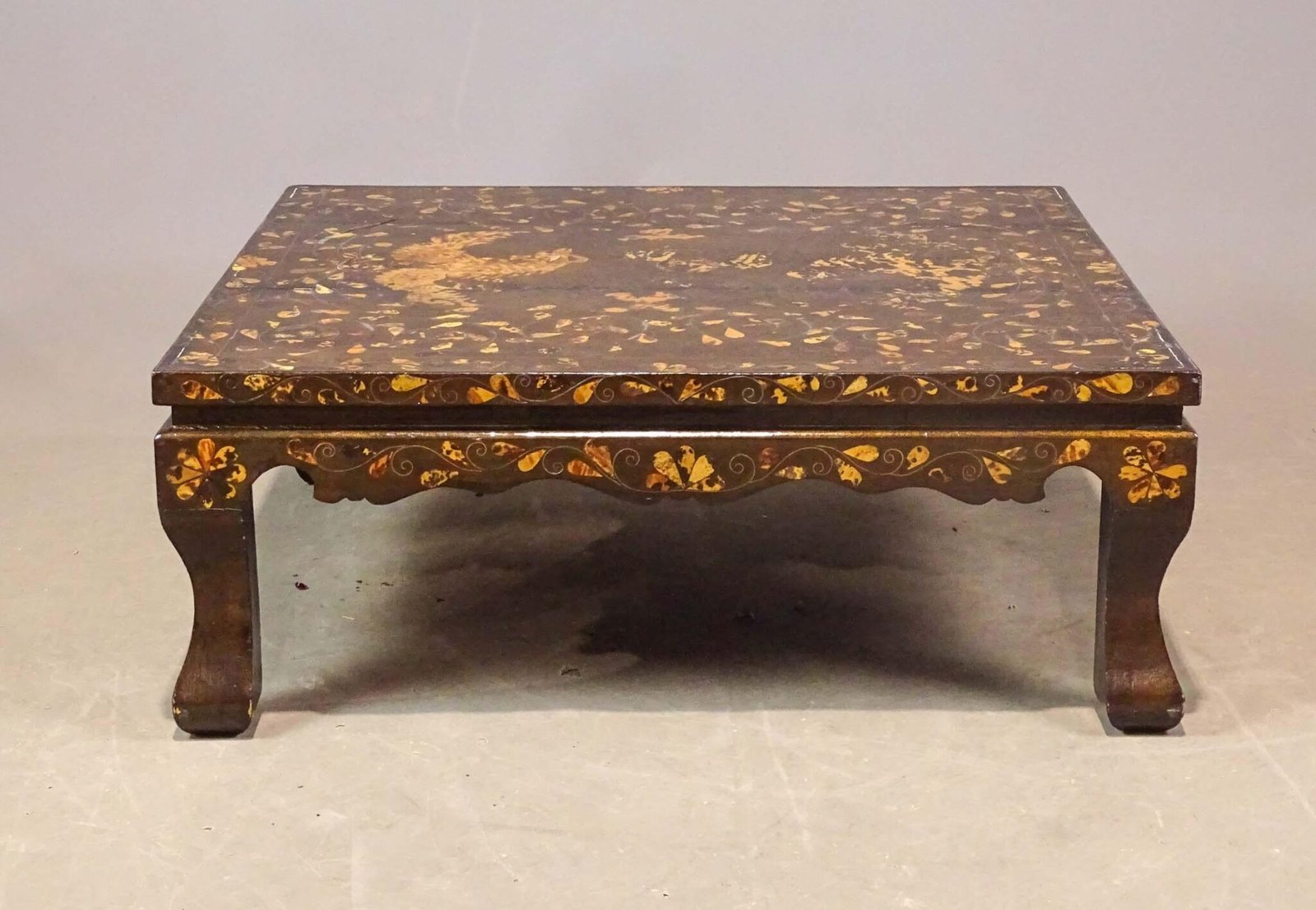 CASE STUDY: THE KOREAN SMALL LACQUERED TABLE – Korean Antique Furniture