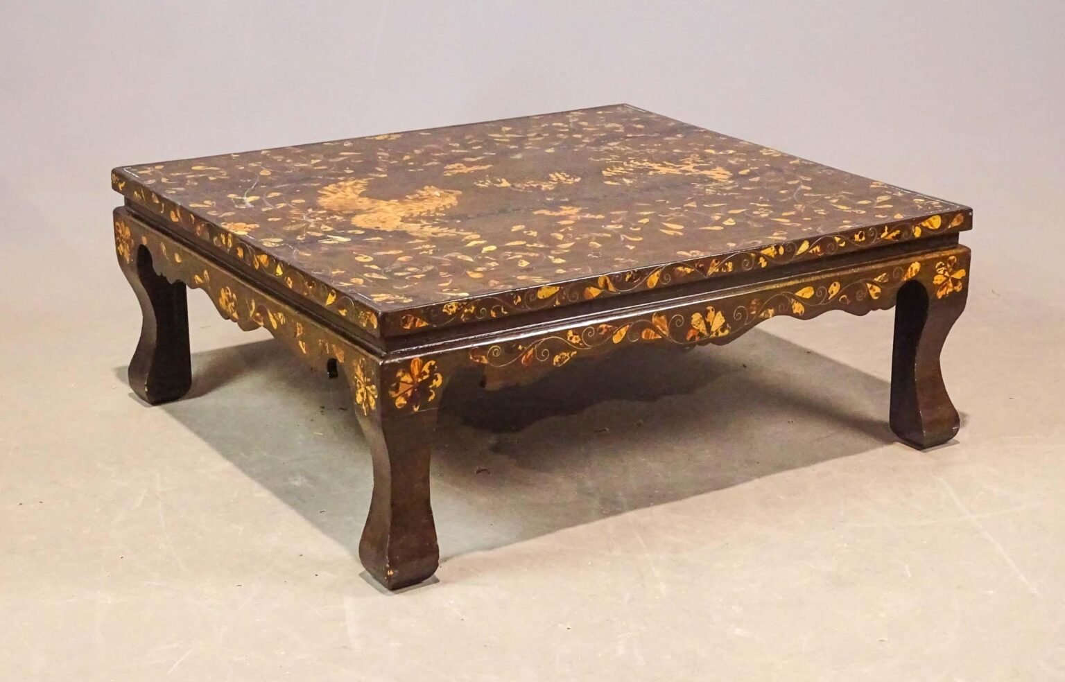 CASE STUDY: THE KOREAN SMALL LACQUERED TABLE – Korean Antique Furniture