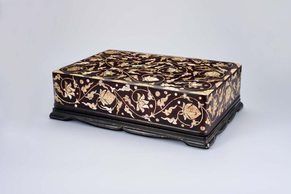 KOREAN MOTHER-OF-PEARL INLAY LACQUER WARE. – Korean Antique Furniture