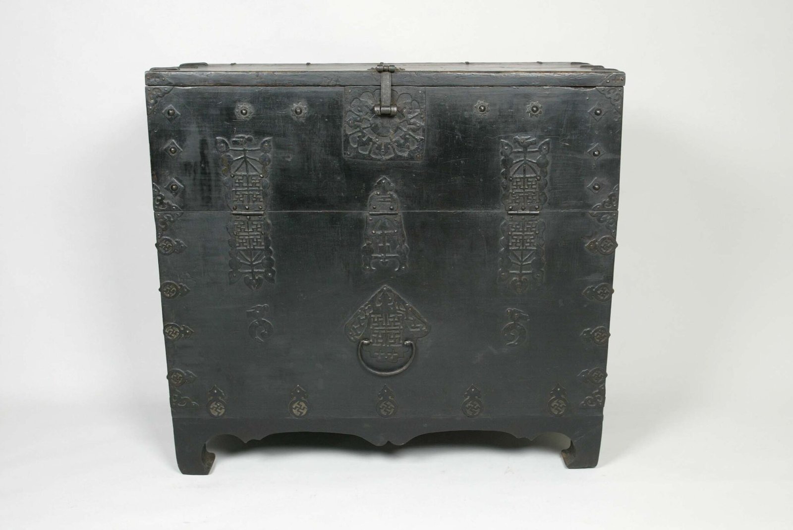 HWANGHAE DO BANDAJI – 황해도 반닫이 – Korean Antique Furniture