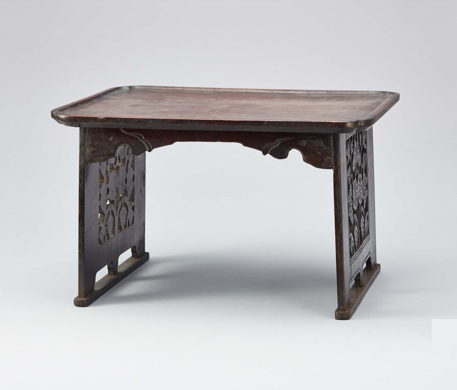 THE SOBAN – 소반 PART 1 – Korean Antique Furniture